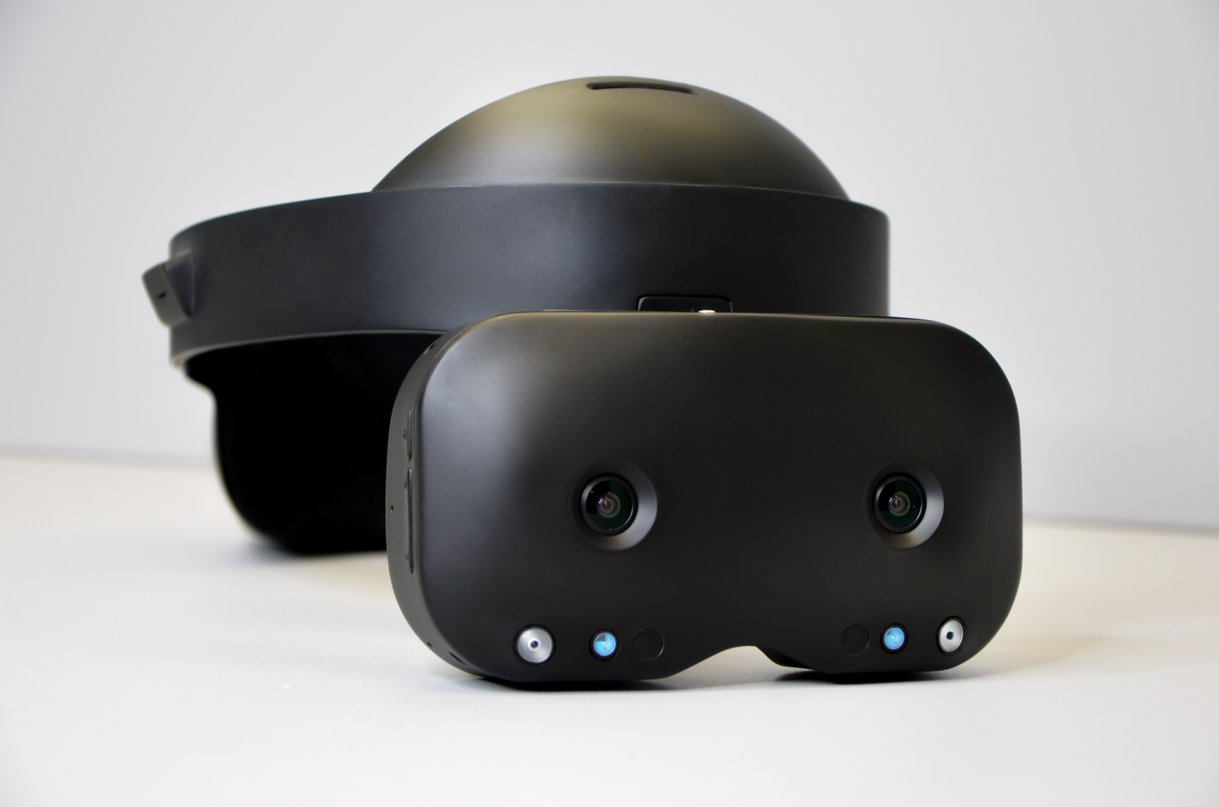 Lynx R1 Headset (Development Kit) – Lynx Mixed Reality